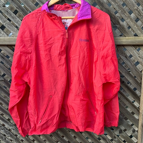 Reebok | Jackets & Coats | Vintage 9s Reebok Mens Medium Spell Out ...